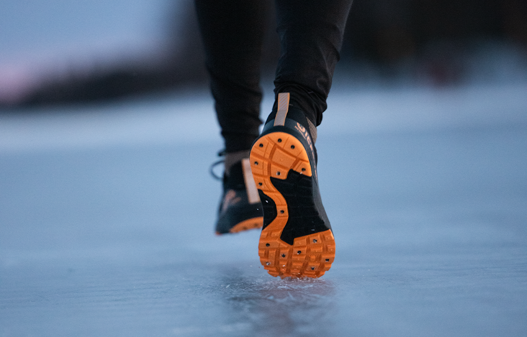 NewRun BUGrip GTX: Waterproof Winter Running Shoes — Icebug – Official ...